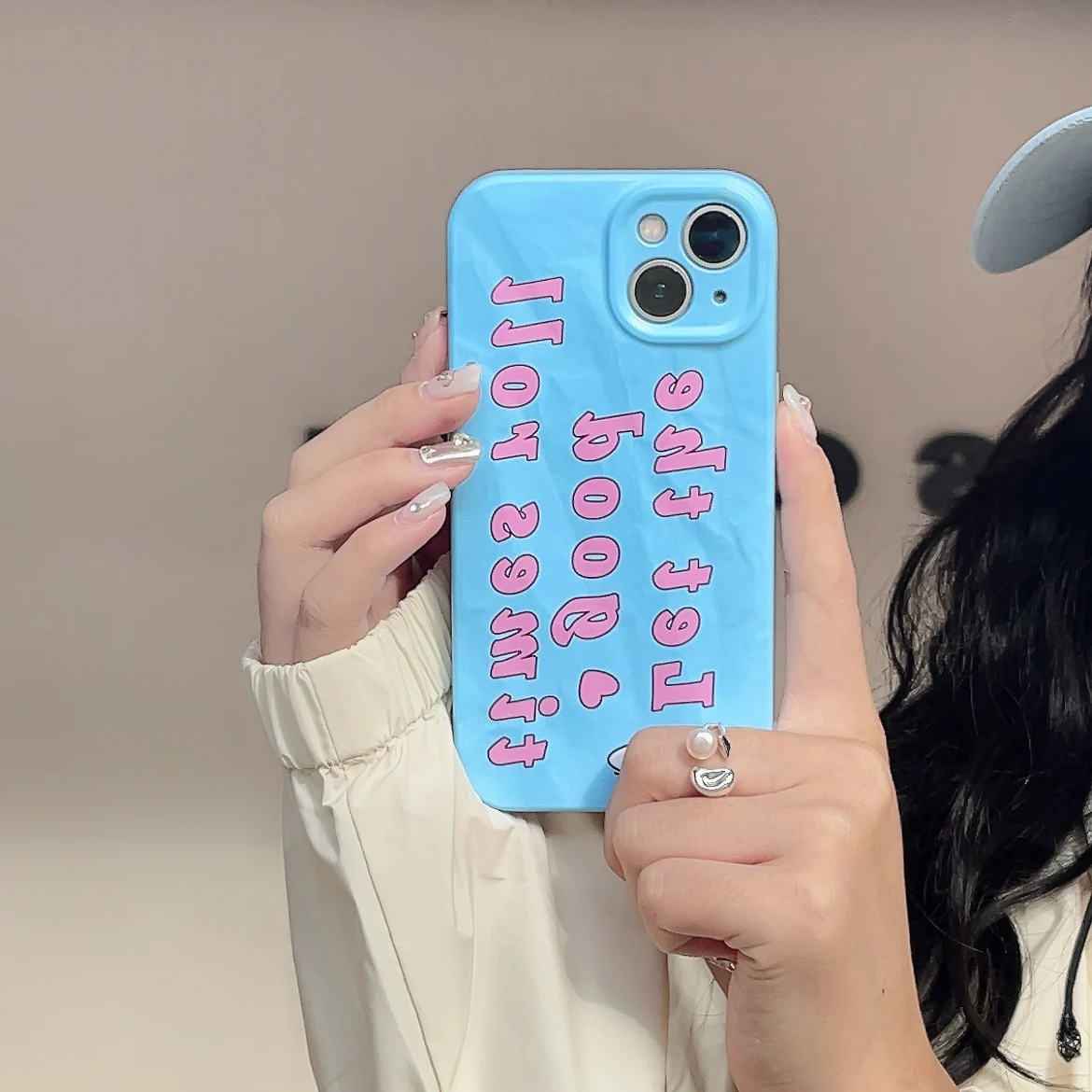 フリマアプリ ジャパ 【iphone13/12/11/12pro】青緑のフラワーレザースマホケース