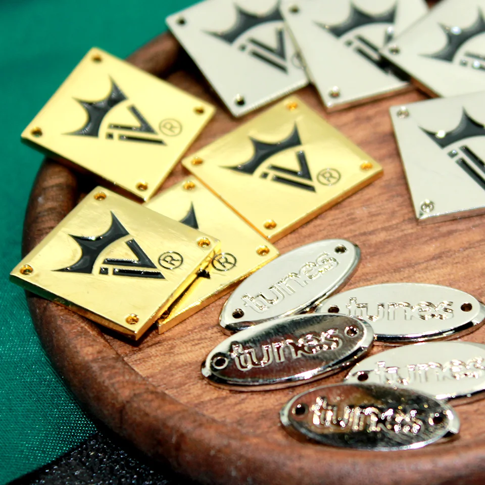 Cheap-Custom-Stamping-LOGO-Metal-Labels-Sewing-Purse-Handbag-Clothing ...