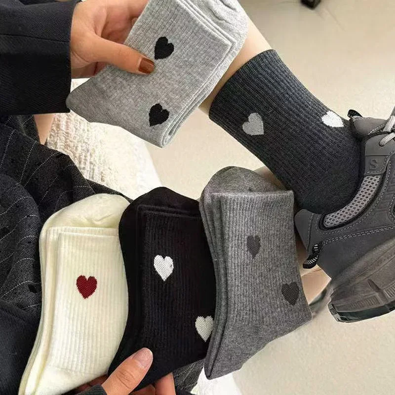 Women's Cute Heart Shaped Mid Tube Socks Spring and Autumn New Ins ...