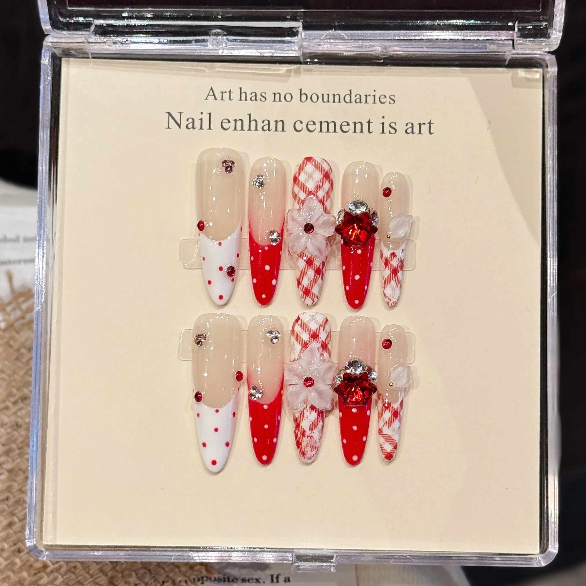 10pcs Red Rhomboid Pattern Press On Nails White Little Fresh 3D Relif ...