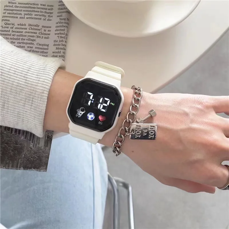 Apple Digital Hand Watch