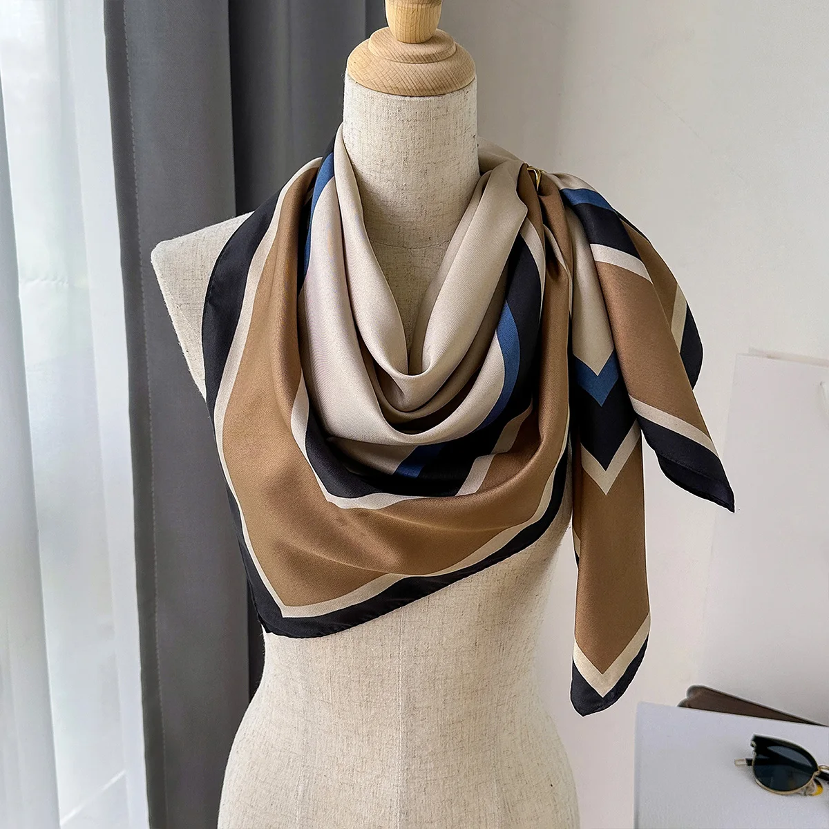 New-Fashion-Kerchief-Silk-Satin-Neck-Scarf-For-Women-Print-Hijab-Scarfs ...