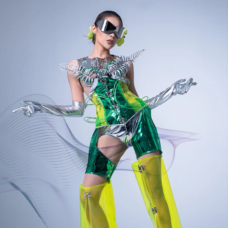 Couro-Gogo-Roupas-De-Dan-a-Futuro-Sentido-Espelho-Clubwear-Festival-De ...