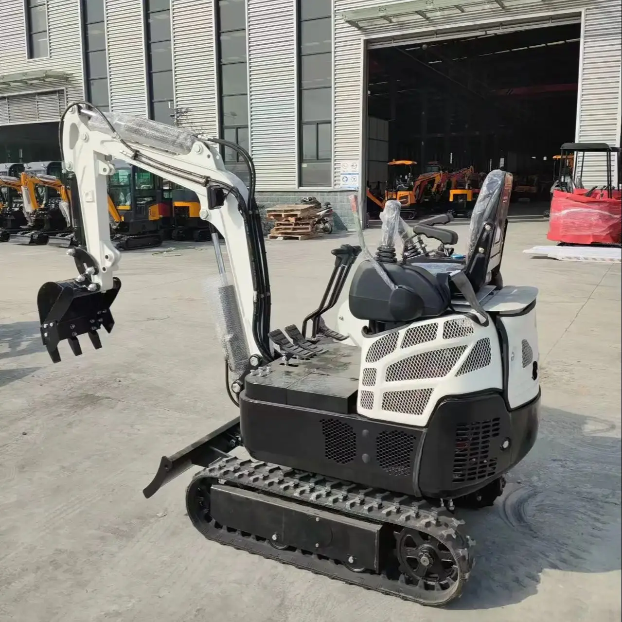 HT15-pro-1-5-ton-mini-excavator-1500kg-small-digger-machine-for-garden ...
