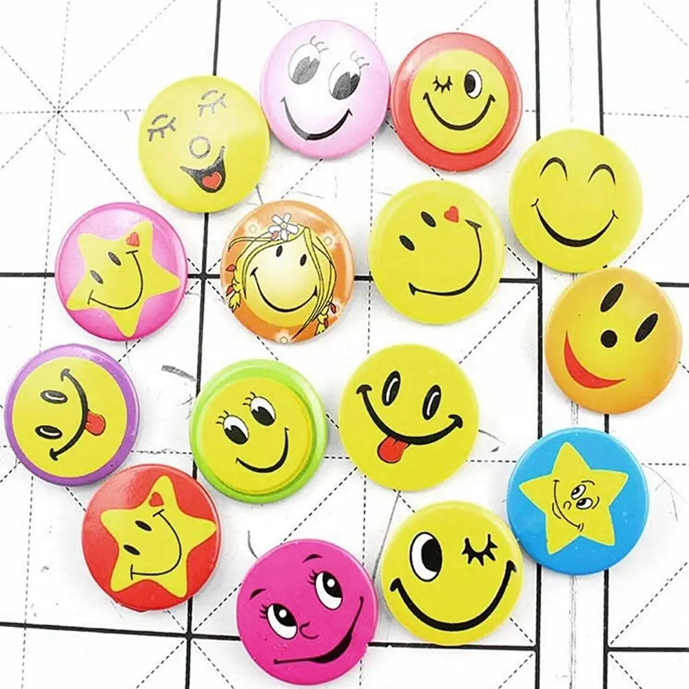 Watchmen-The-Comedian-Badge-Smiley-Symbol-Face-Happy-Soft-Button-Pin ...