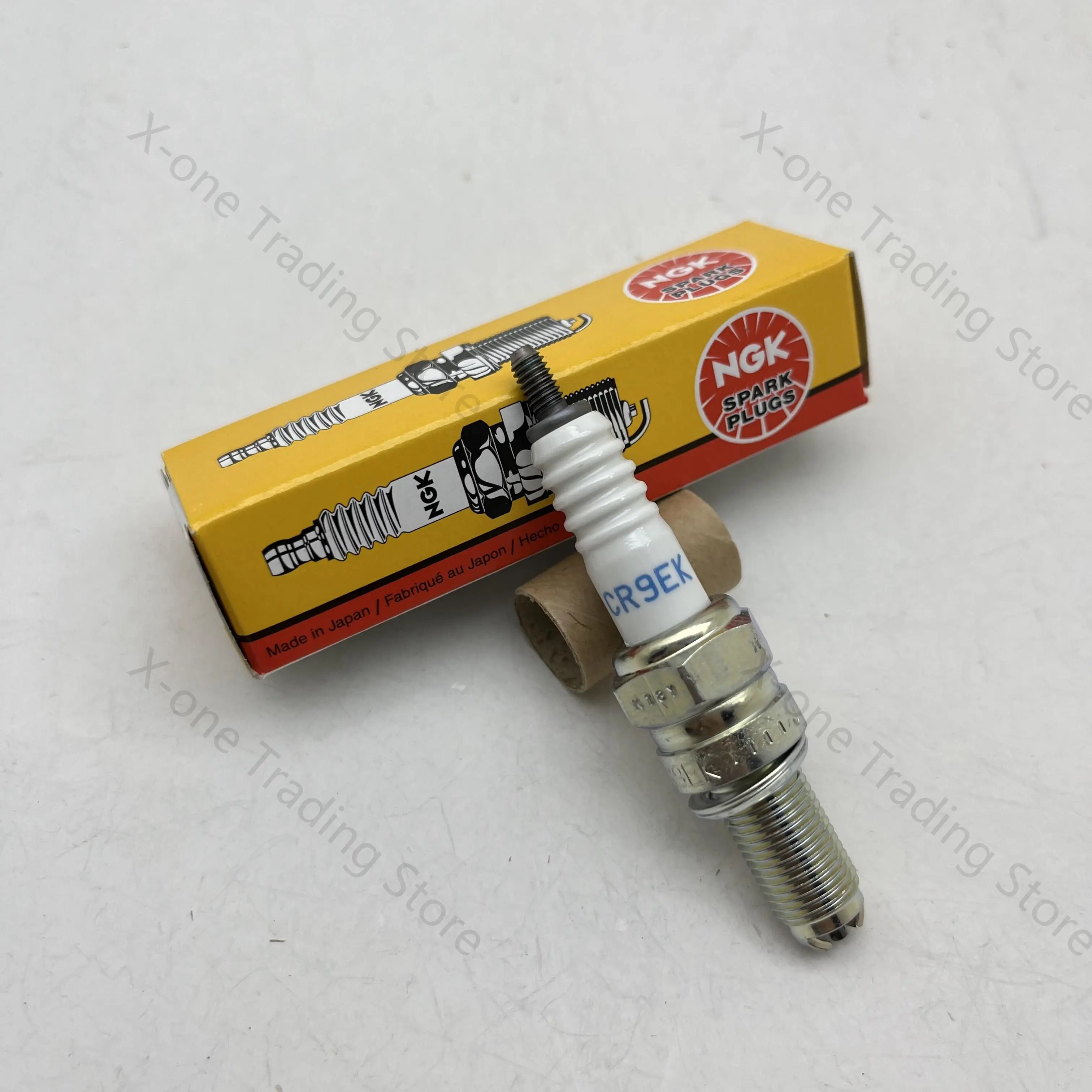 1pcs-Original-Spark-Plug-CR9EK-4548-For-Huanglong-600-Kawasaki-ZRX400-West-Wind-Stimulus-Bandit ...