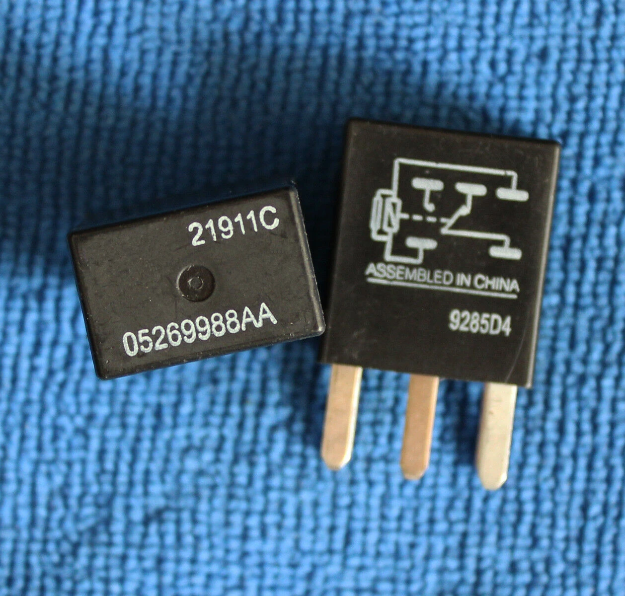 1PCS-relay-21911C-05269988AA.jpg