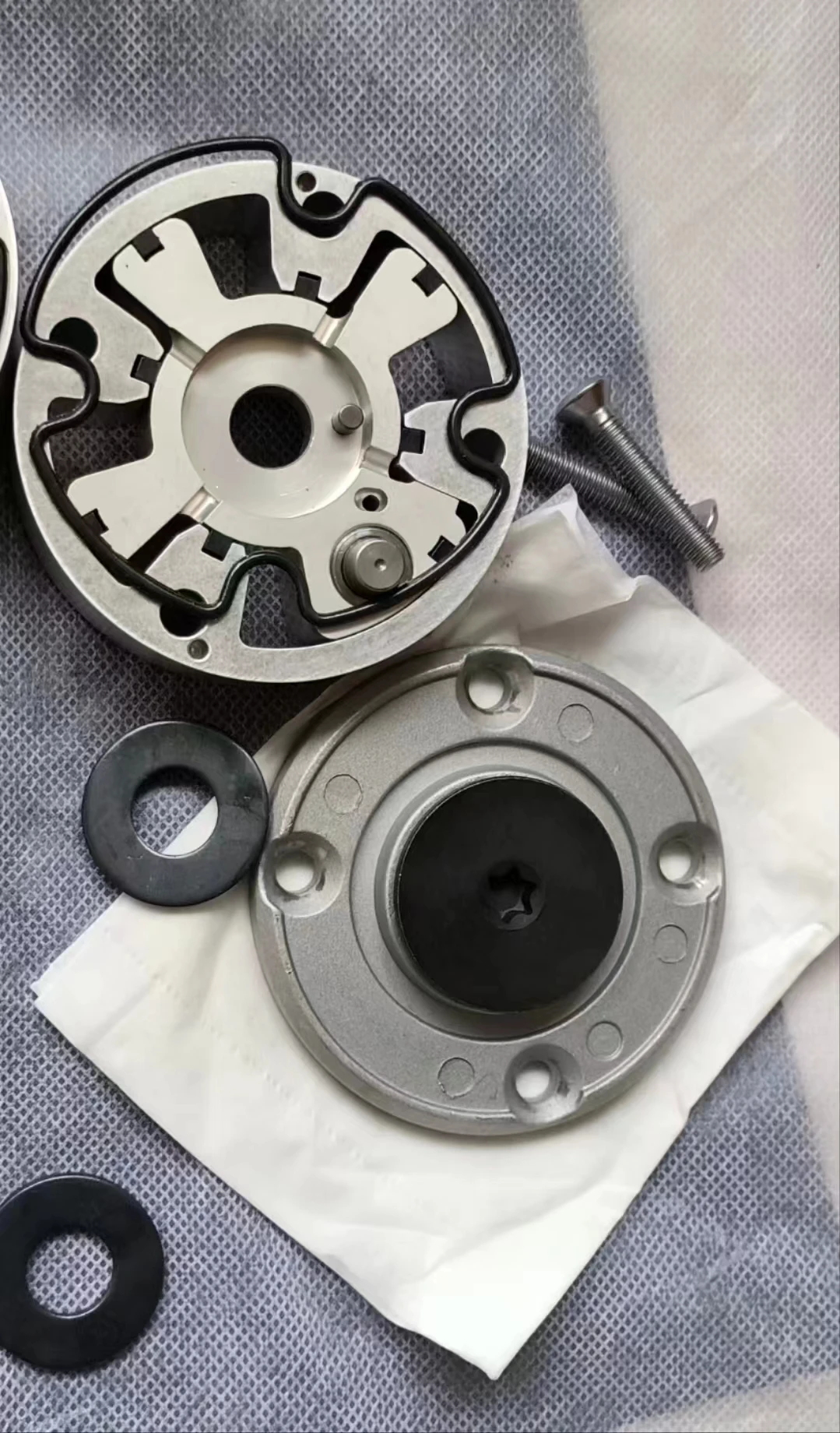 0805F9-Suitable-for-Peugeot-407-607-807-Citroen-C5-C6-3-0-liter-engine ...