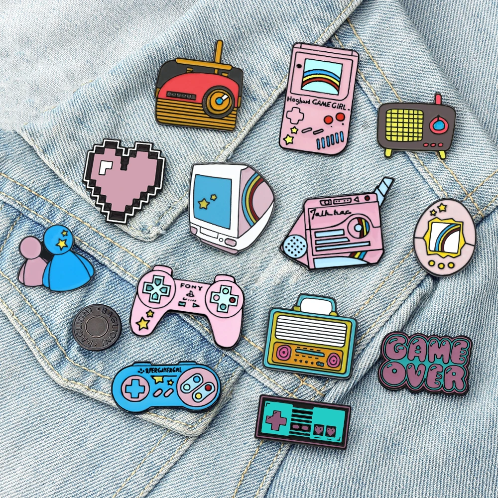 PLAY! Retro Arcade Game Enamel Pins Cartoon 90s Gamepad Brooch Bag ...