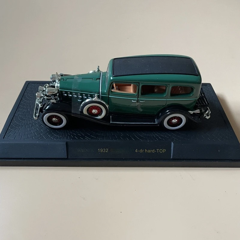 Diecast-1-32-Scale-Sineg-Signature-Sedan-Alloy-Simulation-Car-Delicacy ...