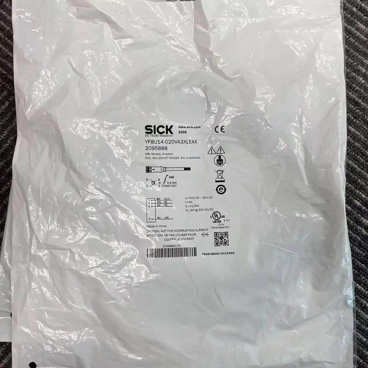 Sf8638c71bd864102a7f2ec88c7023c86T.jpg