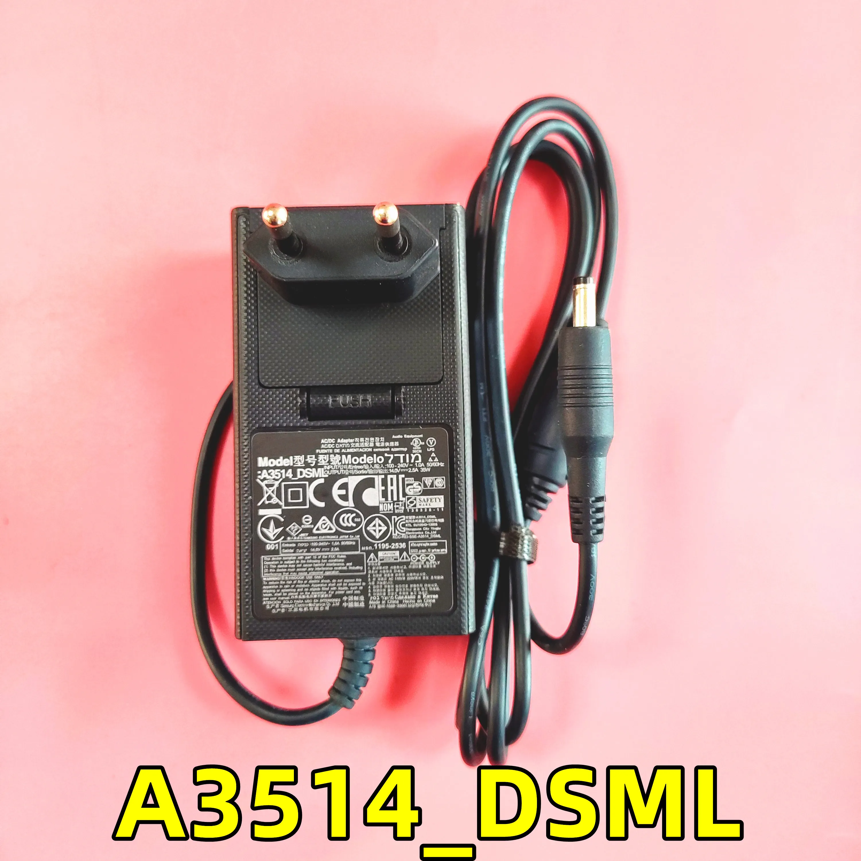 A3514-DSML-universal-power-adapter-charger-14V-2-5A-direct-charging.jpg