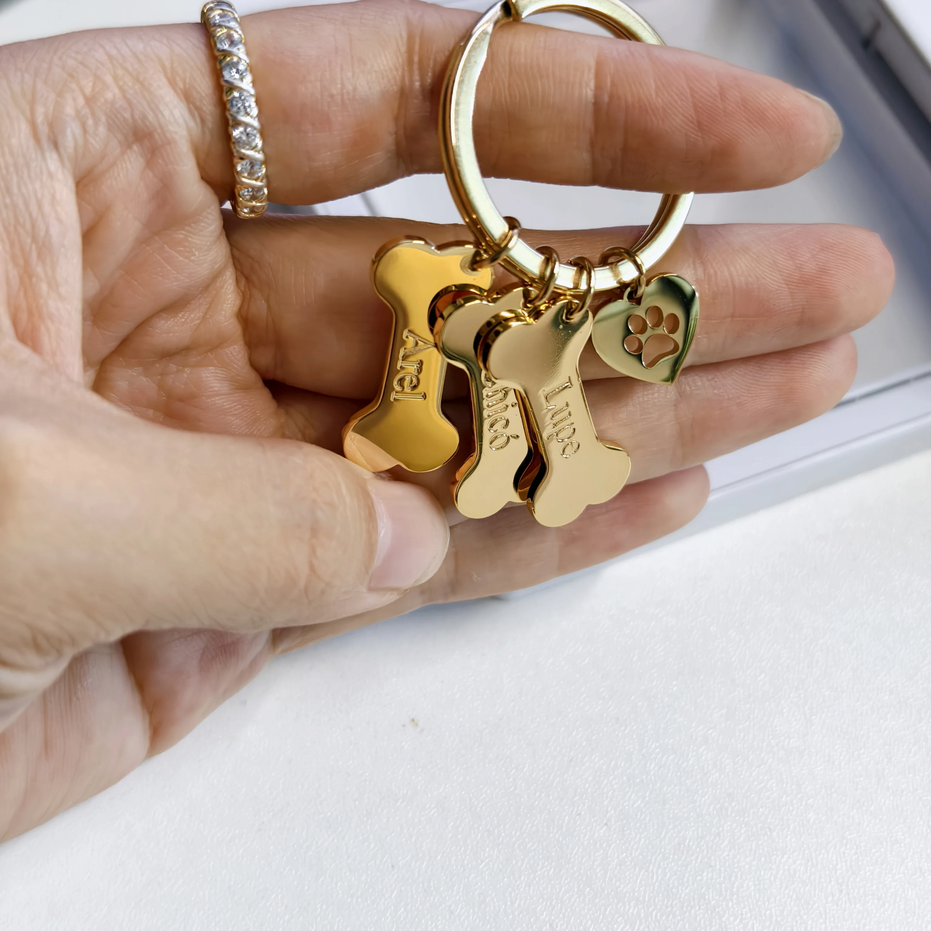 Personalized-Dog-Keychain-Dog-Keychain-Bone-Keychain-Dog-Lover-Gift ...