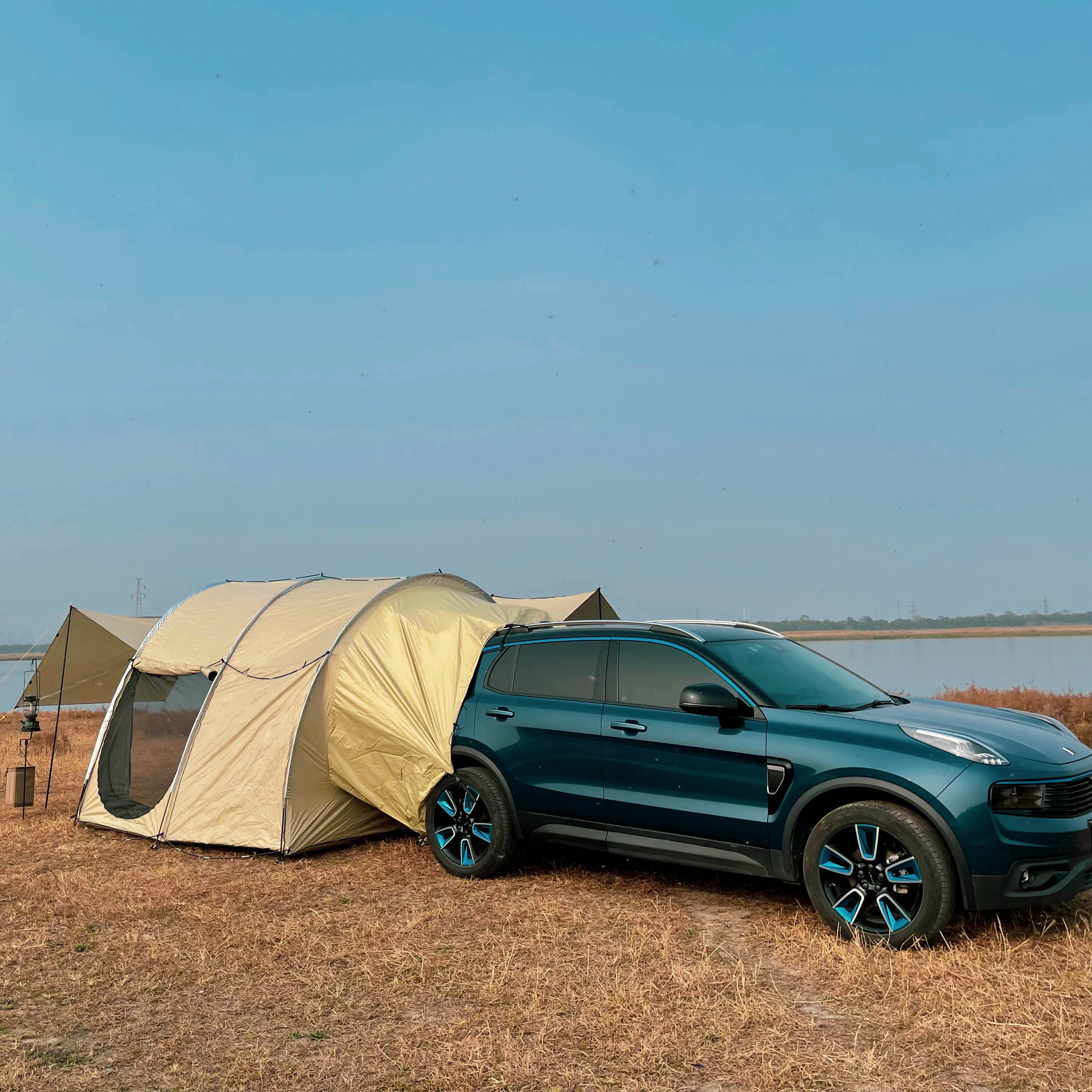 2-Room-Advanced-Car-Rear-Tent-SUV-Tents-with-2-Spacious-Rooms-and-5 ...