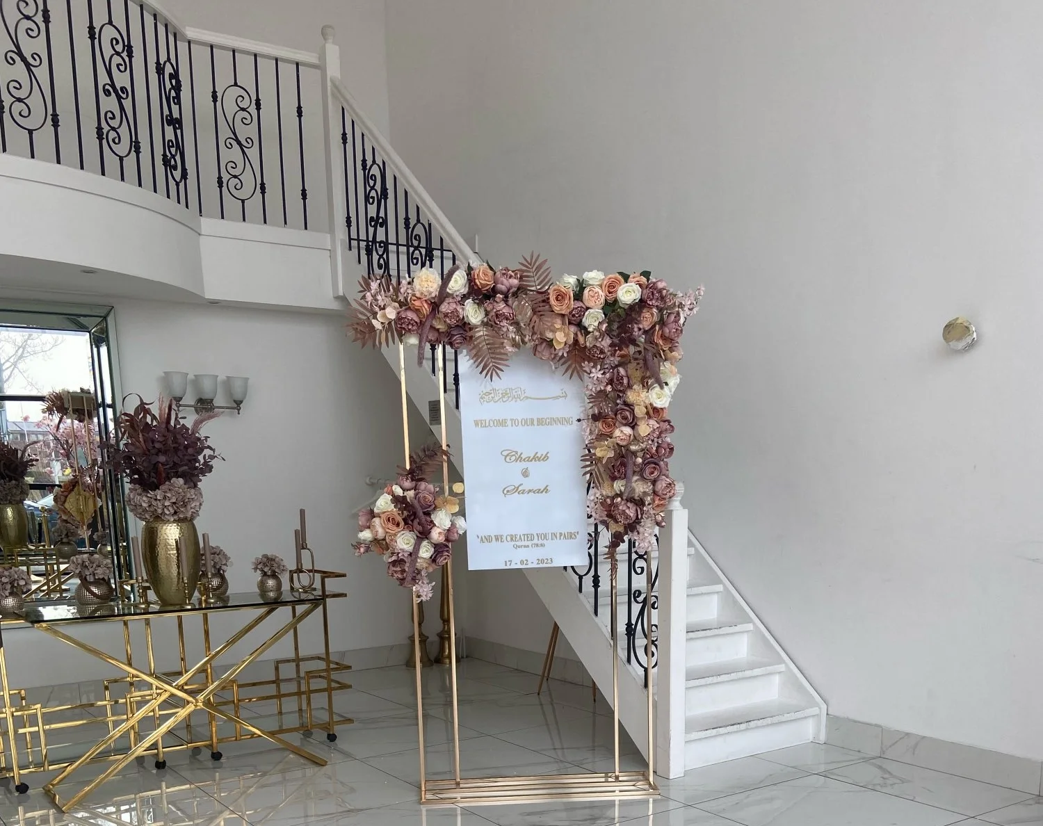 wedding-sign-stand-Welcome-Event-Party-sigh-stand-shiny-Gold-sign-stand ...