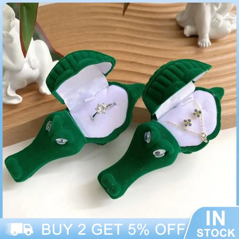 Cartoon-Jewelry-Box-Travel-Jewelry-Packaging-Box-Wedding-Ring-Display ...