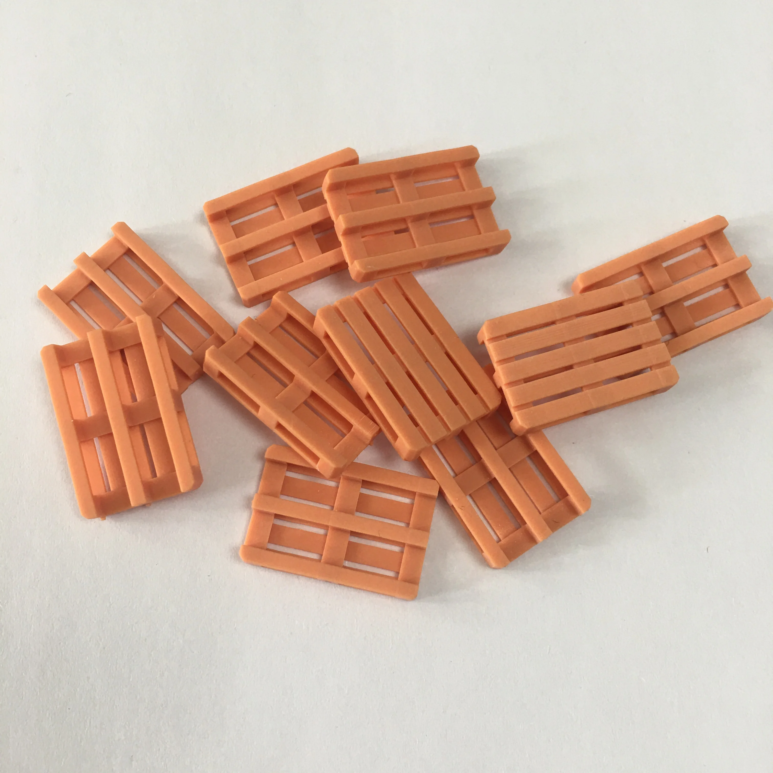 Yao-s-Studio-Wood-Pallet-For-Model-Railroads-Display-Prop.jpg