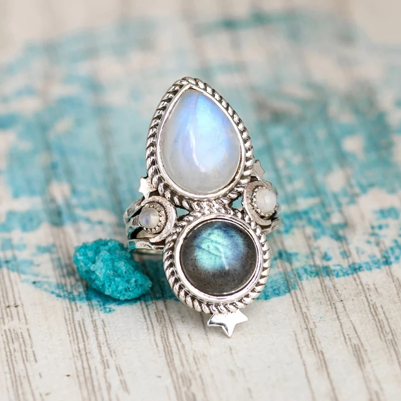 Moonstone Colors