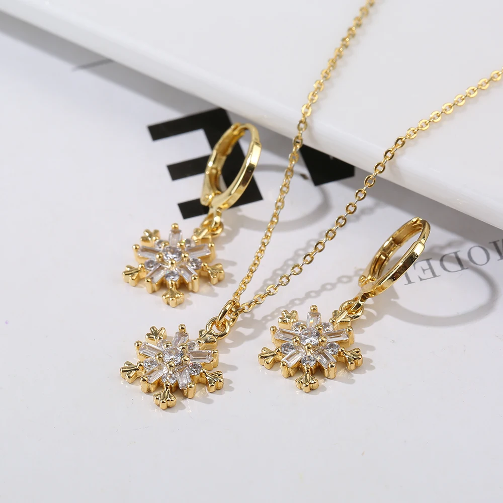 XUANYU-New-Mini-Snowflake-Zircon-Plating-Personalized-Light-Luxury-Women-s-Earstuds-Pendant ...