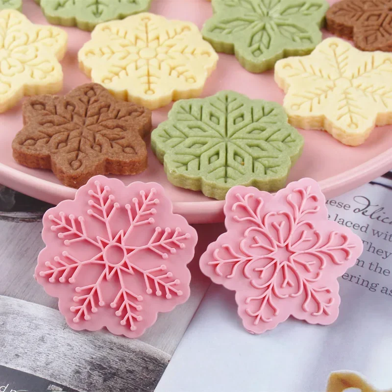 Christmas Cookie snowflake mold 3D Plastic Press Type Cookie Mould ...