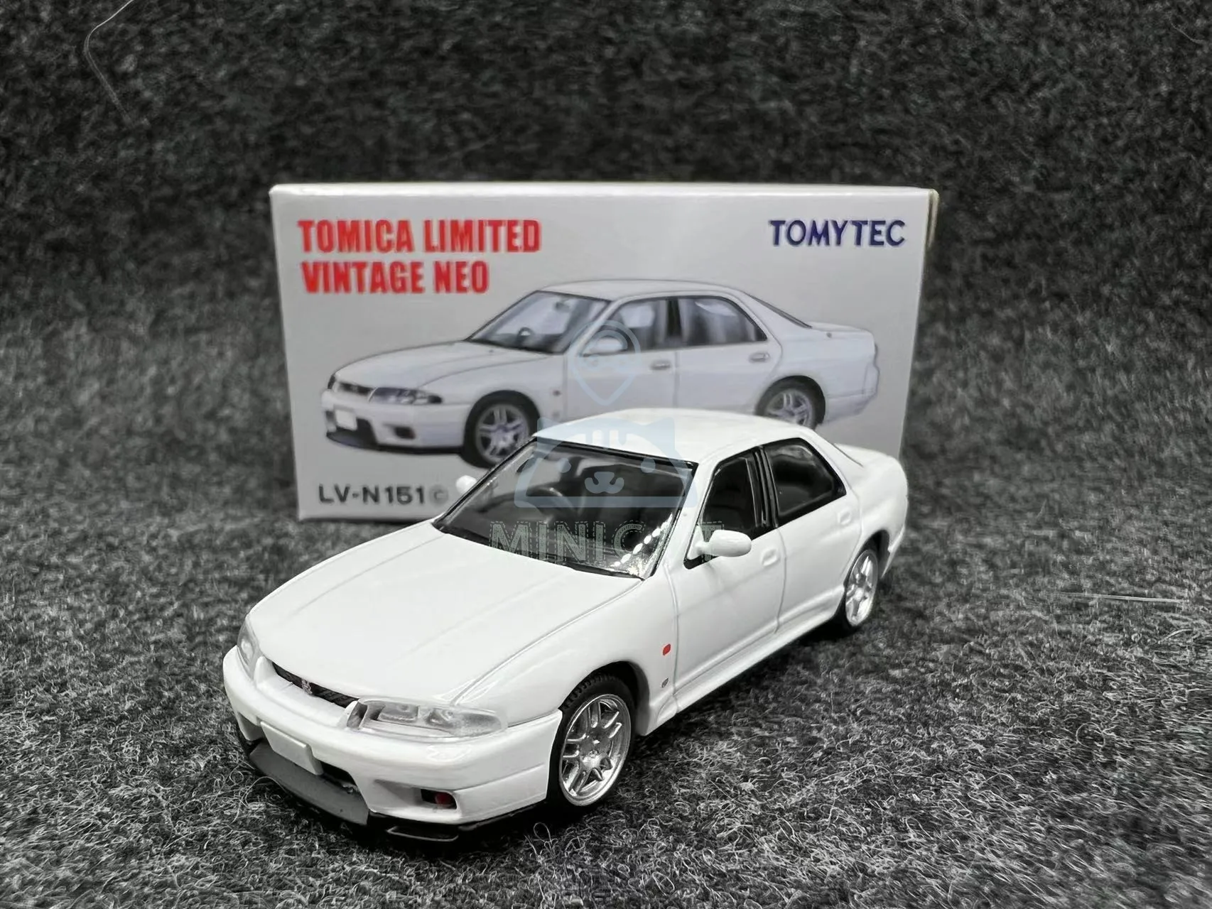 Tomytec-TOMICA-1-64-TLV-LV-N151c-Nissan-GT-R-R33-Alloy-car-model ...