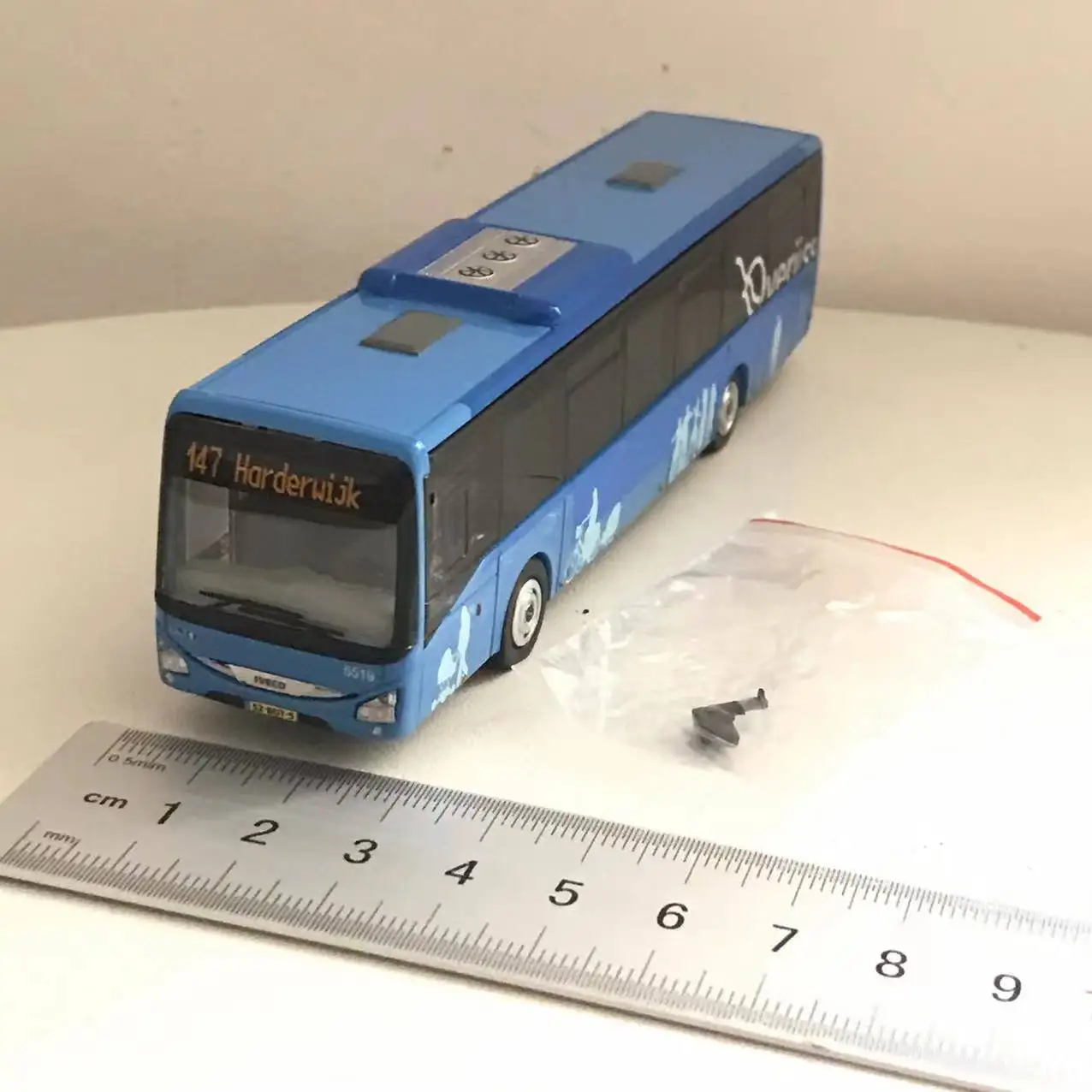 1-87-Scale-Bus-Sand-Table-Small-Scale-Car-Model.jpg