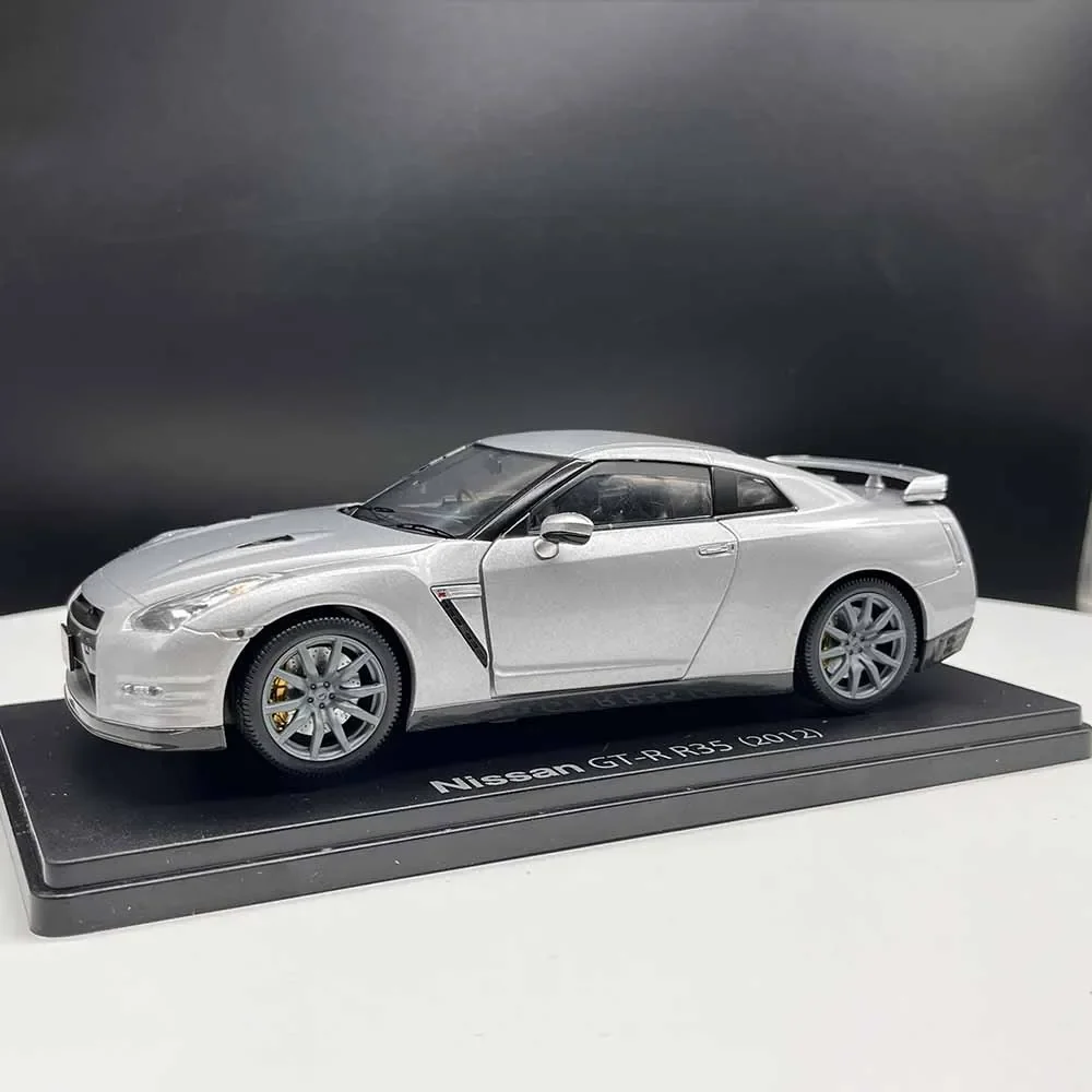 Die-casting-Metal-Nissan-GTR-R35-Alloy-Car-Model-1-24-Scale-Static ...