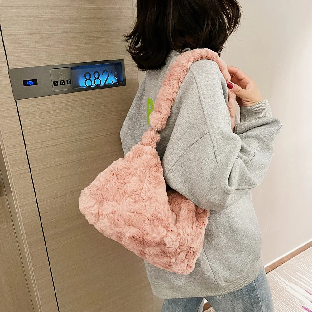 Fluffy Women's Girls Handbag Warm Autumn Winter Plush Fashion Shoulder ...