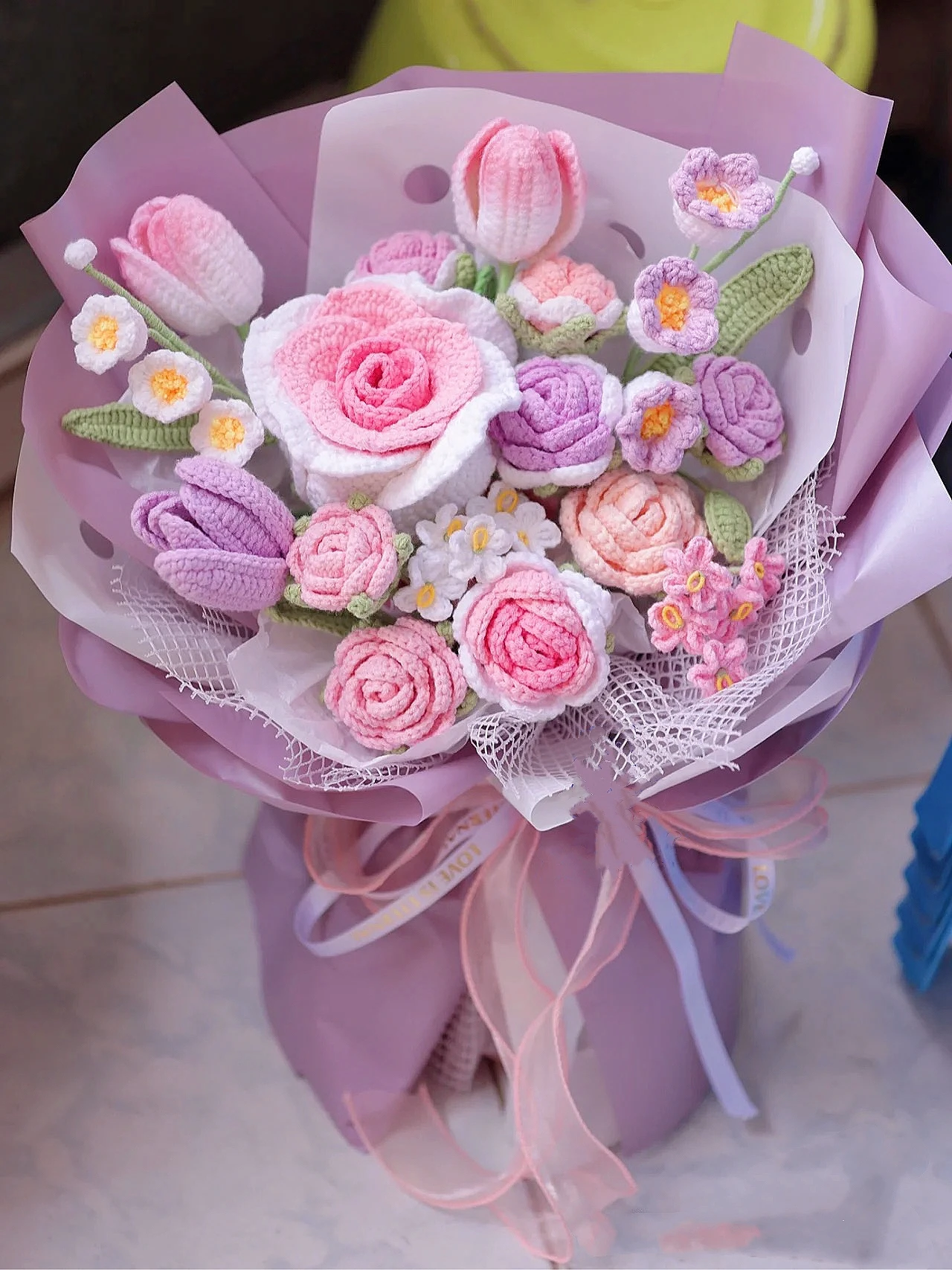 Diy hand-woven wool flower rose girlfriend gift Mother's Day Gift ...