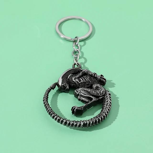 Aliens Vs Predator Metal Figurine Keyring Antique Bronze AVP Aliens Vs ...