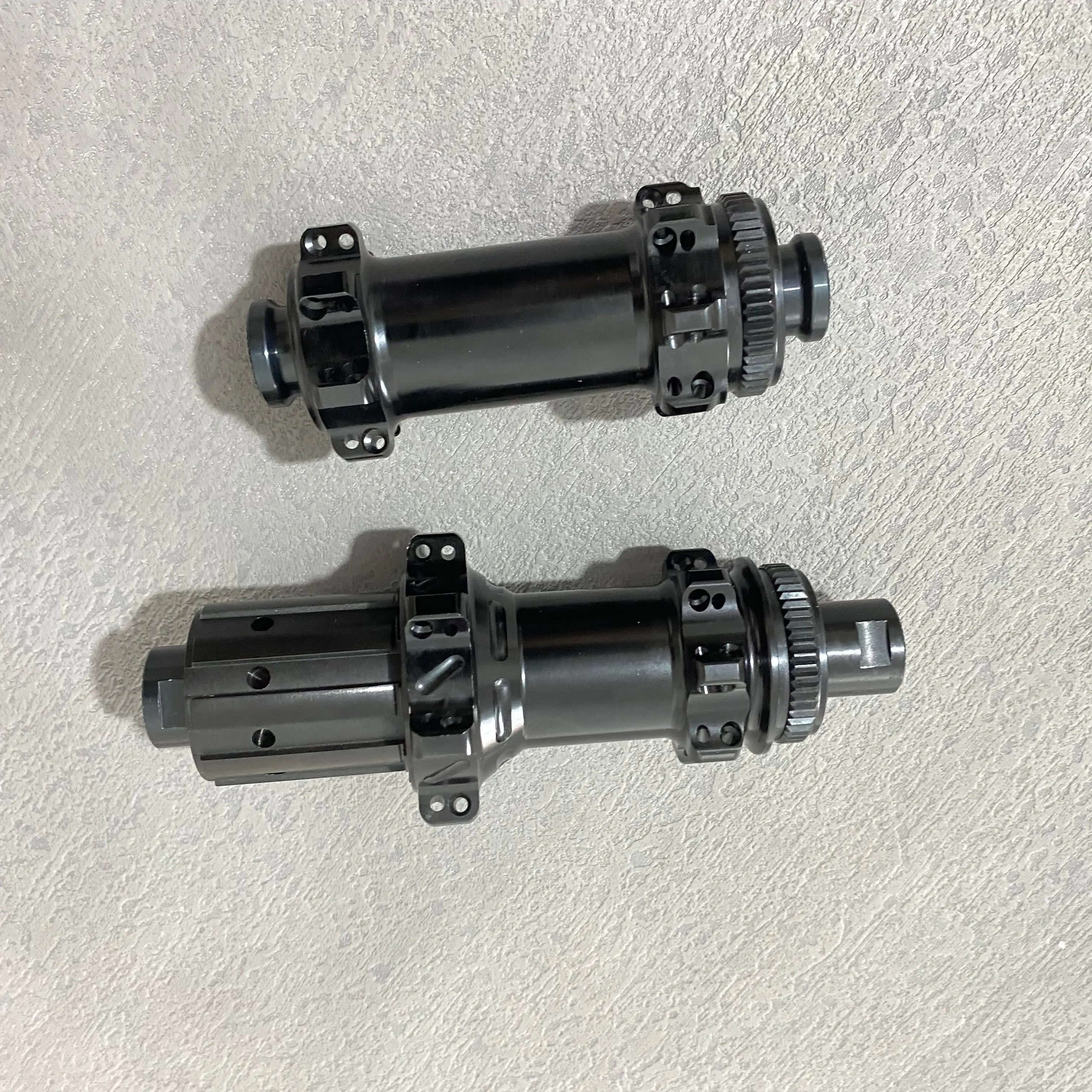 RD305-305G-Super-Light-28-28-Holes-Road-Bike-Hubs-Disc-Brake-Straight ...