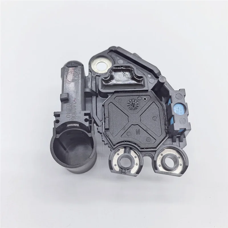 Generator Voltage Regulator Suitable For Golf Sagitar POLO Skoda ...