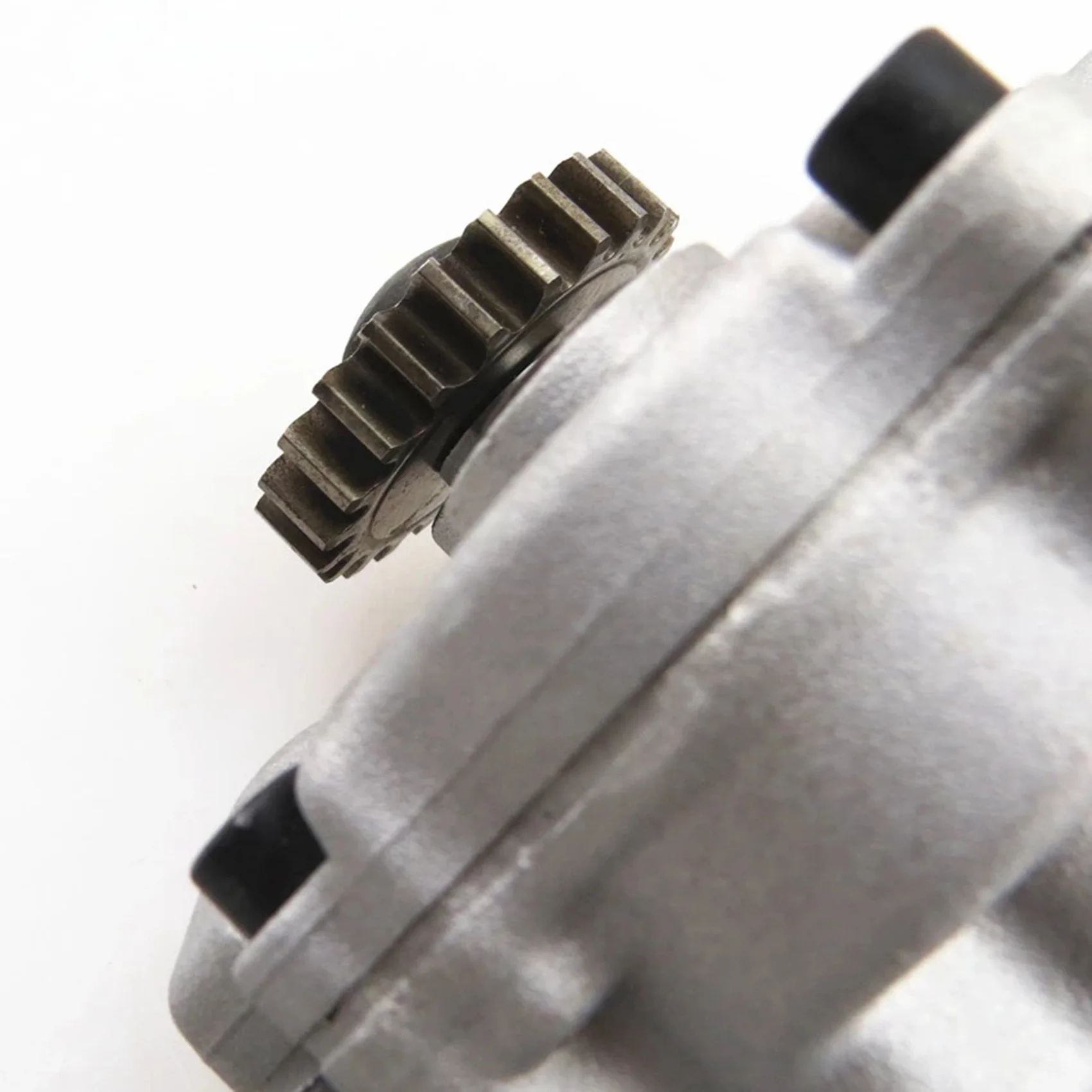 Engine Oil Pump Assembly for VW Golf MK6 Jetta MK6 Tiguan CC Passat B6 ...