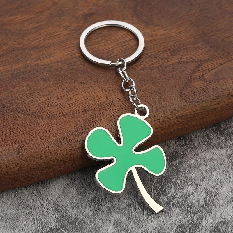 Four Leaf Clover Key Chain - SHOP THE NATION