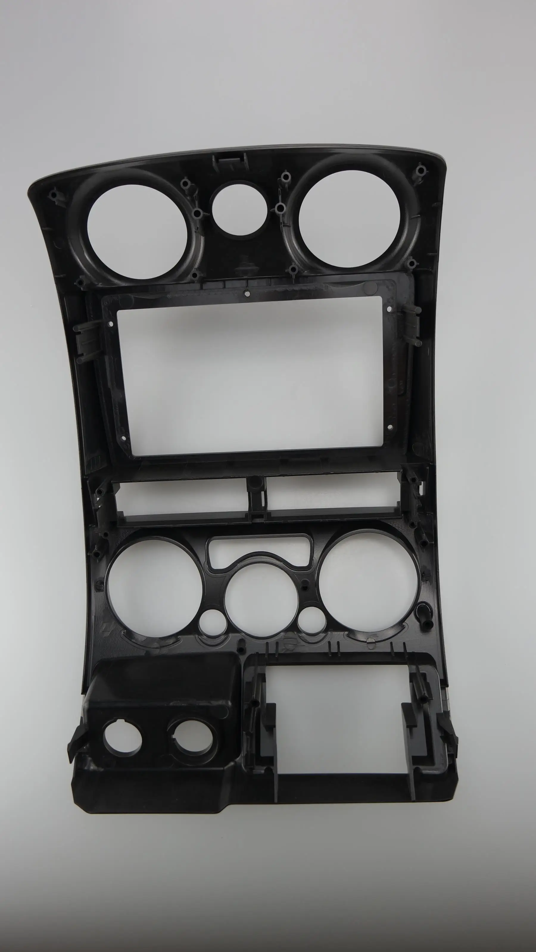 Isuzu Alterra 2022 Interior