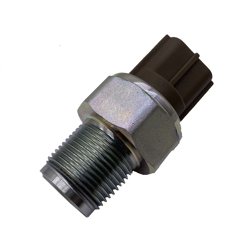 RE523811-Common-Rail-Pressure-Sensor.jpg