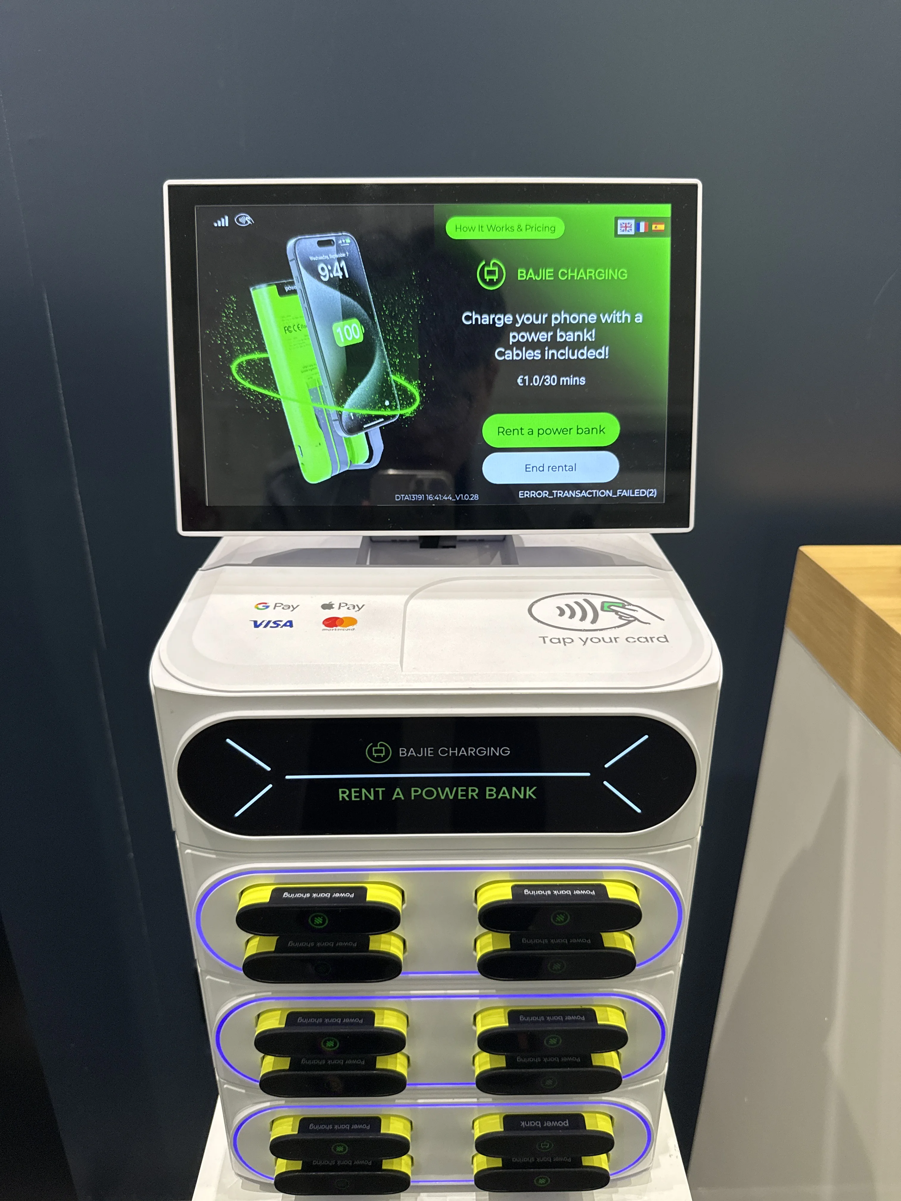 Customized 12-slot indoor self-service mobile phone charging kiosk ...