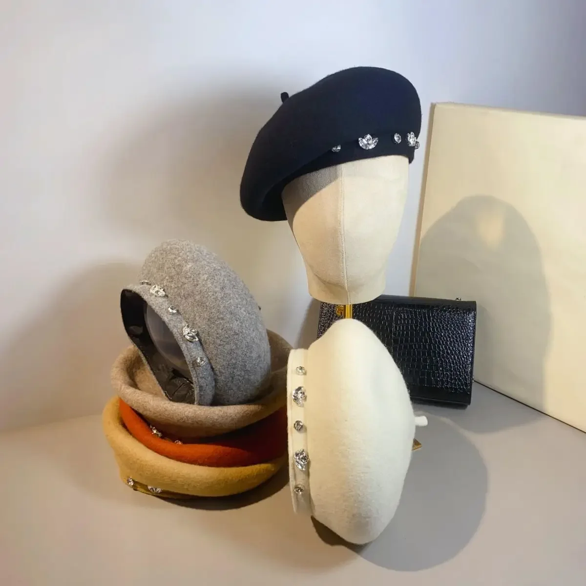 Sparkling-Diamond-Black-Wool-Blended-Beret-Women-s-Autumn-and-Winter ...