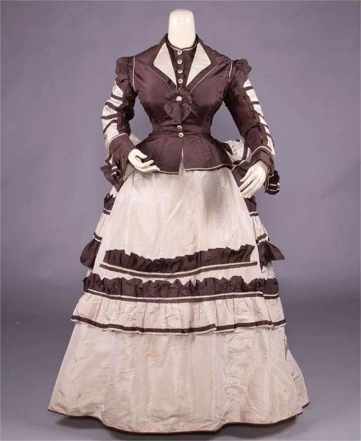 1870s Victorian Bustle Ball Gown Costume Queen Pincess Walking Dress ...