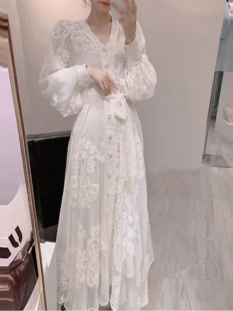 Vestido-largo-de-encaje-blanco-de-manga-larga-con-cuello-en-V-para-mujer-vestido-bordado.jpg