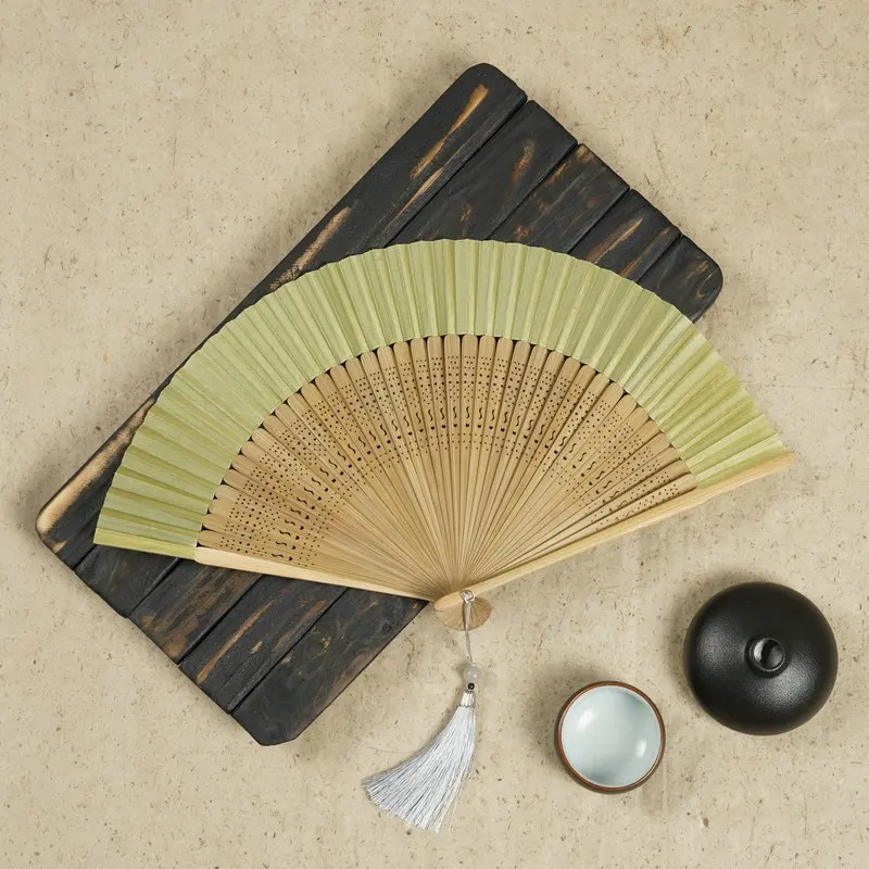 Chinese-Silk-Folding-Fan-Wooden-Shank-Classical-Dance-Fan-High-Quality ...