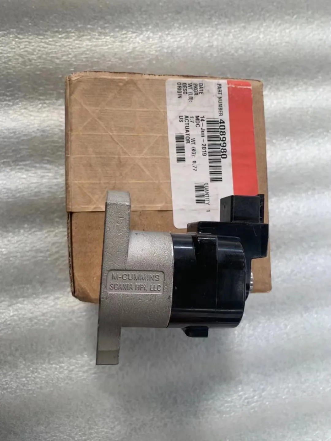 Cummins-QSX15-ISX15-engine-injector-actuator-4089980-4089981.jpg