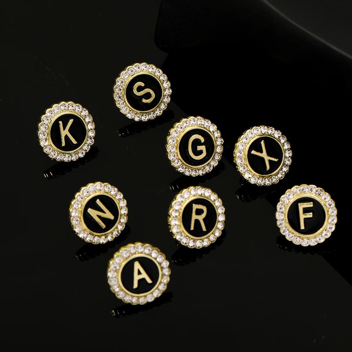 26-English-Initials-A-Z-Brooches-Classic-Full-Around-Crystal-Golden ...