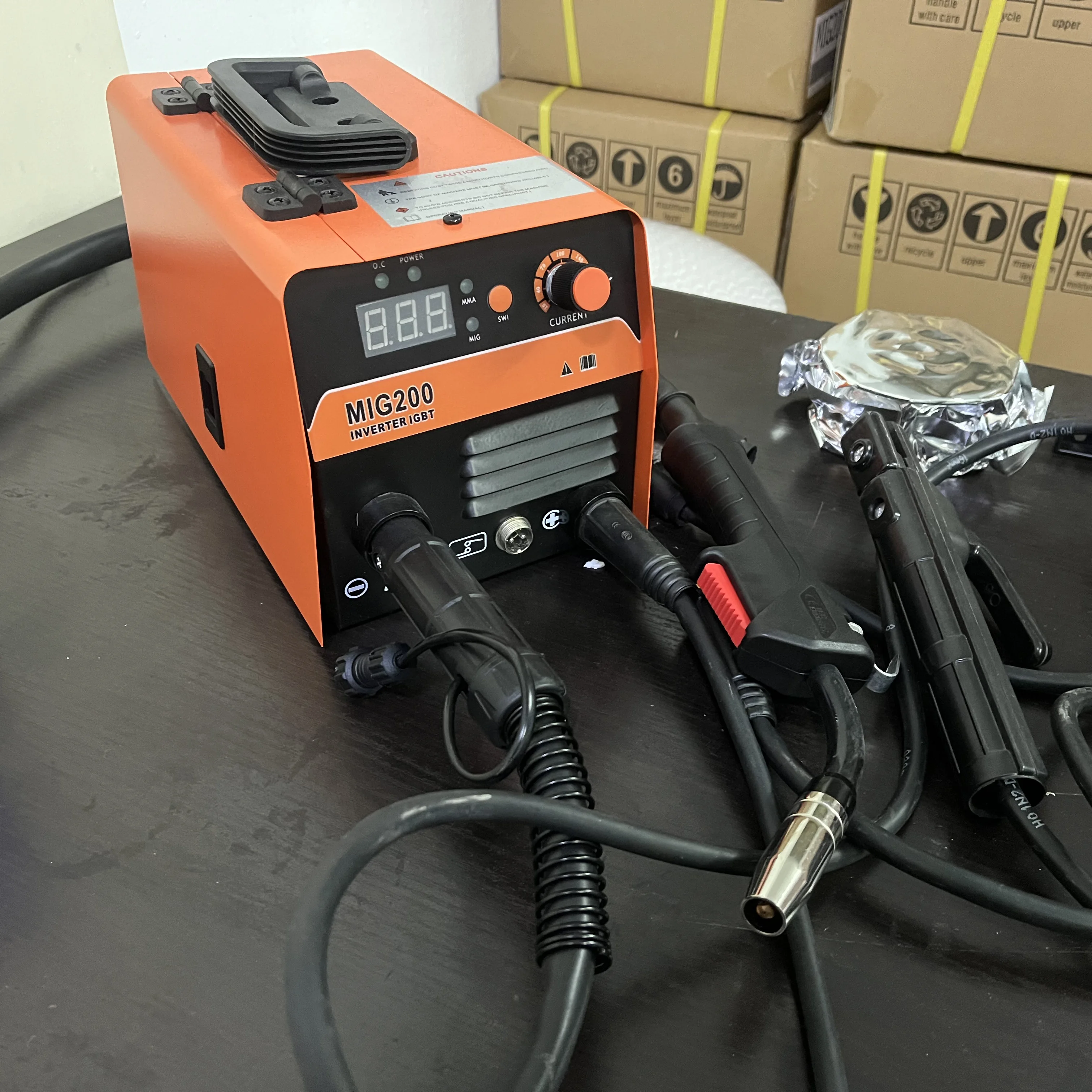 Semi-automatic-welding-machine-Mig-Non-gas-inverter-mig-welding-machine ...