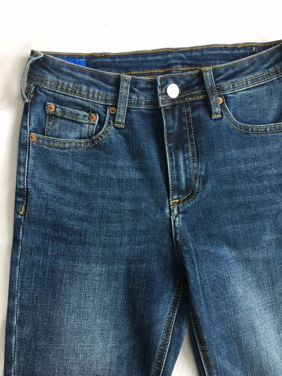 Женские джинсы, классические простые, доступны четыре цвета ...