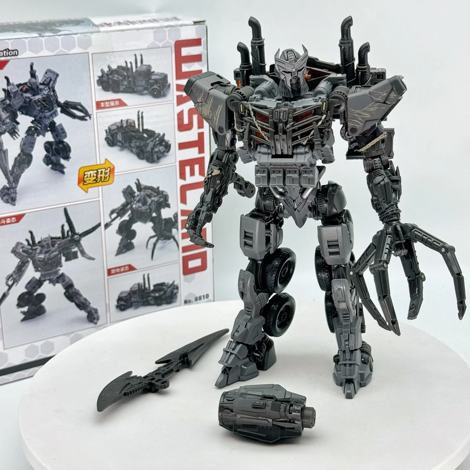 GYHTOYS-Transformation-8810-21cm-Disaster-Scourge-T7-KO-SS101-Action-Figure-Robot-Toys.jpg
