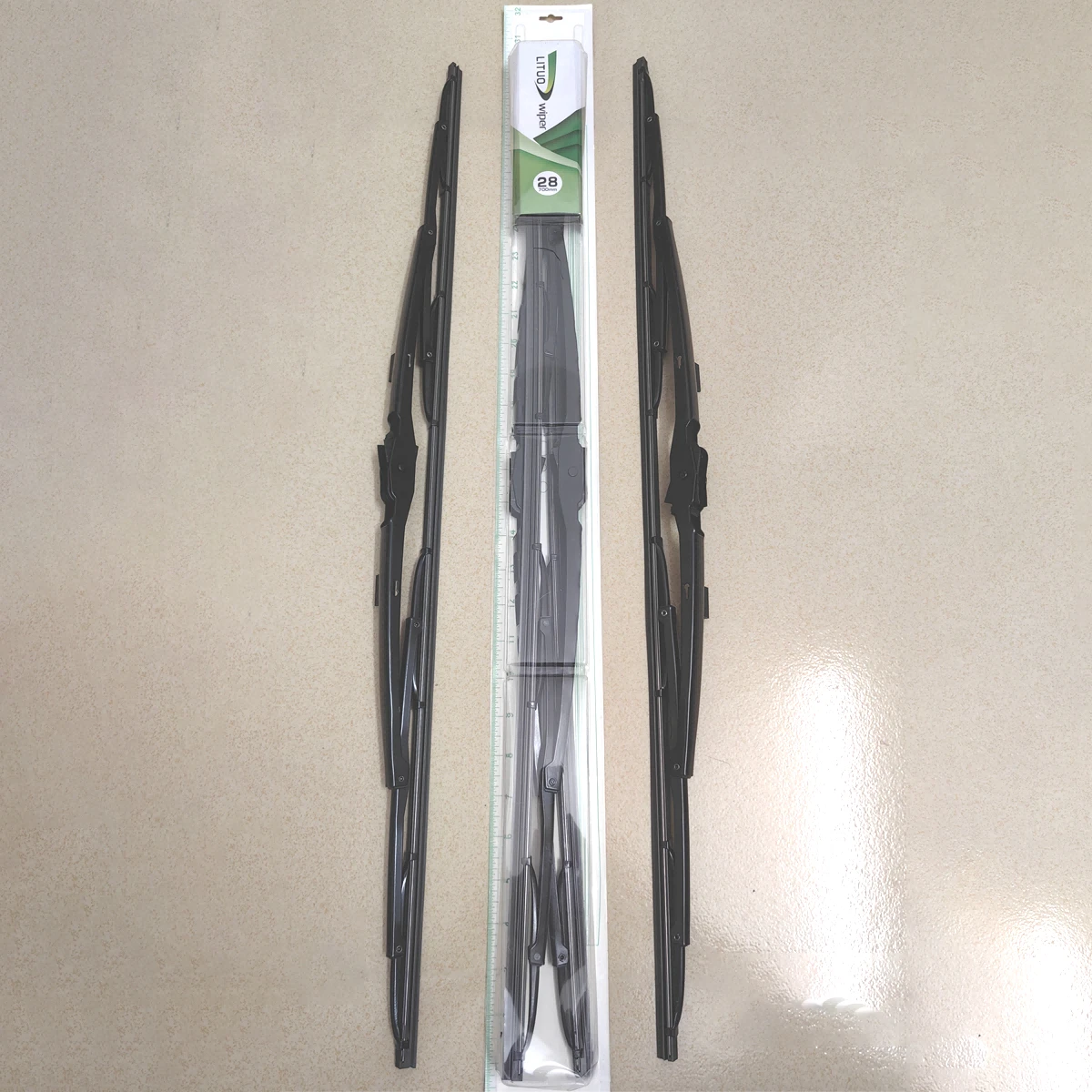 1-Pair-700mm-Wiper-Blade-for-SCANIA-Truck-Spare-Parts-Wiper-VOE-1541106 ...