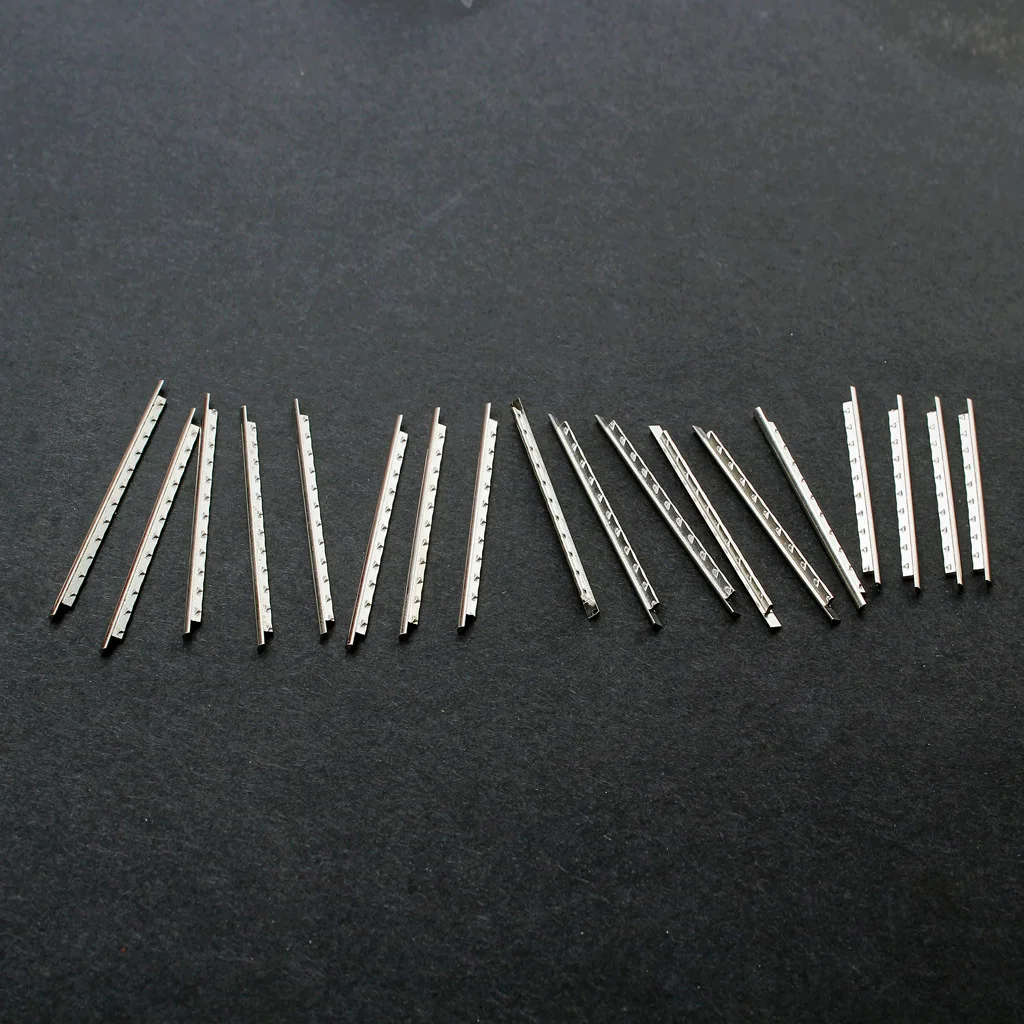 5-Sets-of-Fret-Wire-Pre-Cut-Ukulele-Nickel-Silver-Luthier-1-6mm-18-Wires.jpg