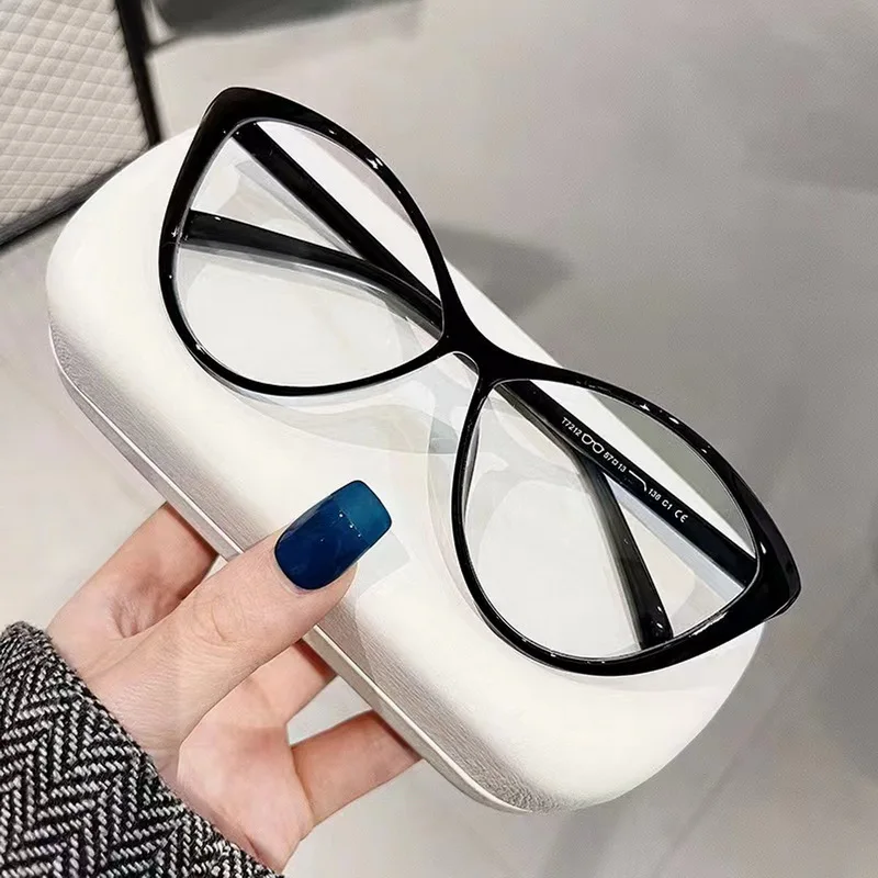 New-Cat-Eye-Triangle-Frame-Anti-Blue-Light-Glasses-Classic-Men-Women ...