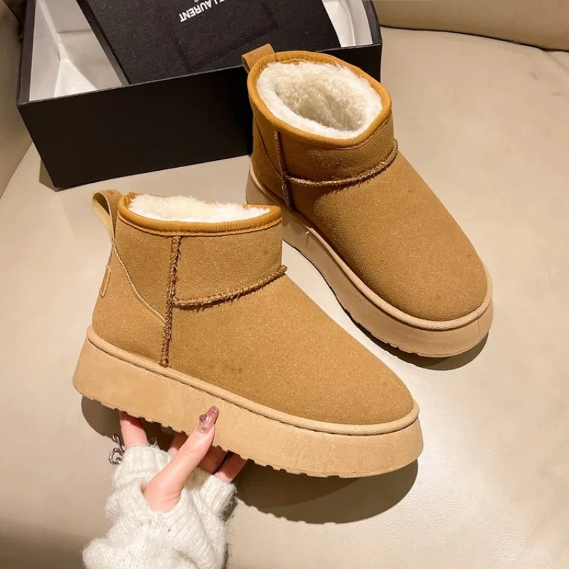 Botas-de-pele-de-camur-a-para-mulheres-pel-cia-curta-botas-de-neve ...